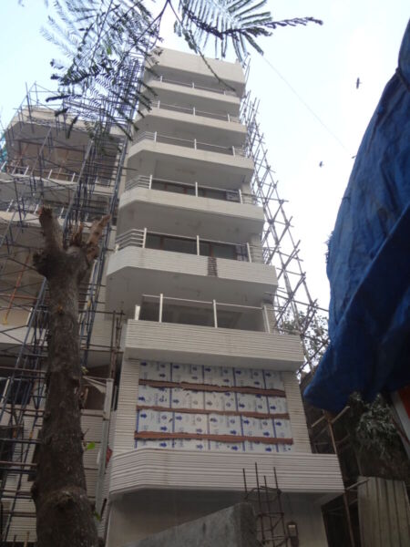 Off Carter Road: A Modern Marvel by Yogi GRC Mumbai – Archillects.com